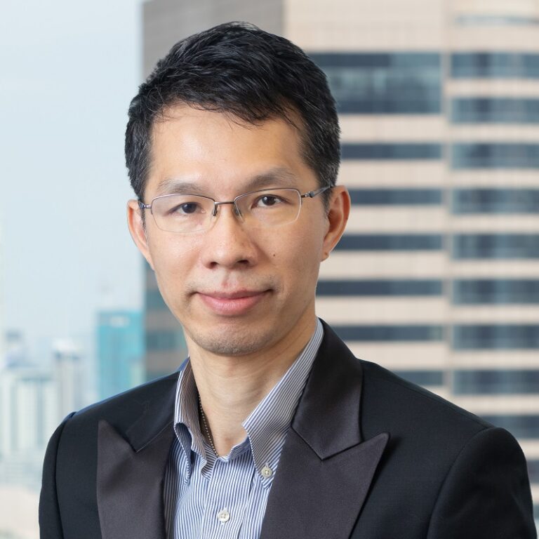 About Us | Vantage Capital Markets